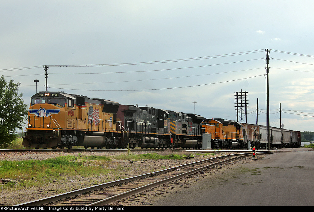 UP 4969, 6289, KCS 4004, RSSX 8951, and NECR 2681 at SW Junction